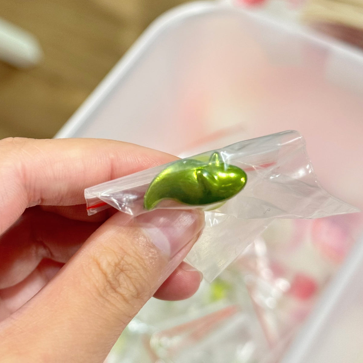 [PCE] Pin Club Exclusive | 3D slug jelly – Mad Unicorn Studios